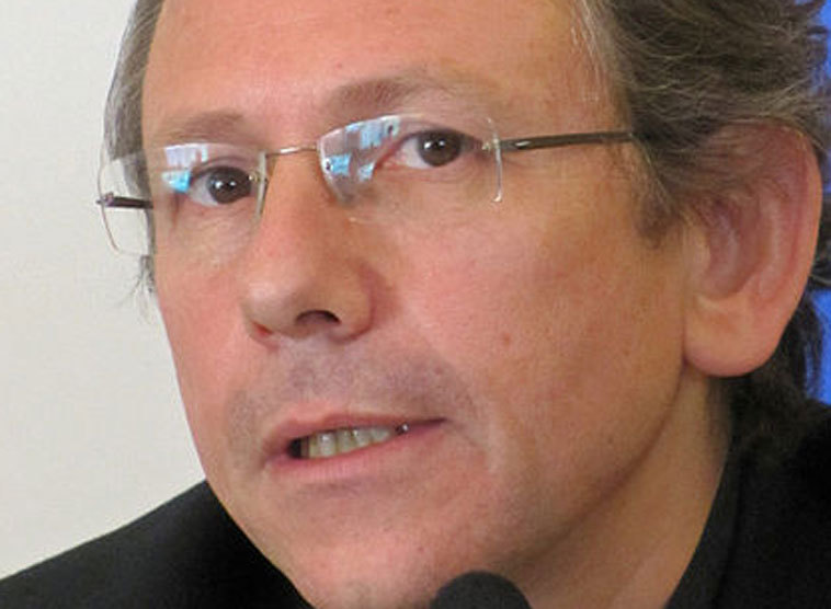 Rabinovici: Auschwitz ist "Umkehrung der Passionsgeschichte"