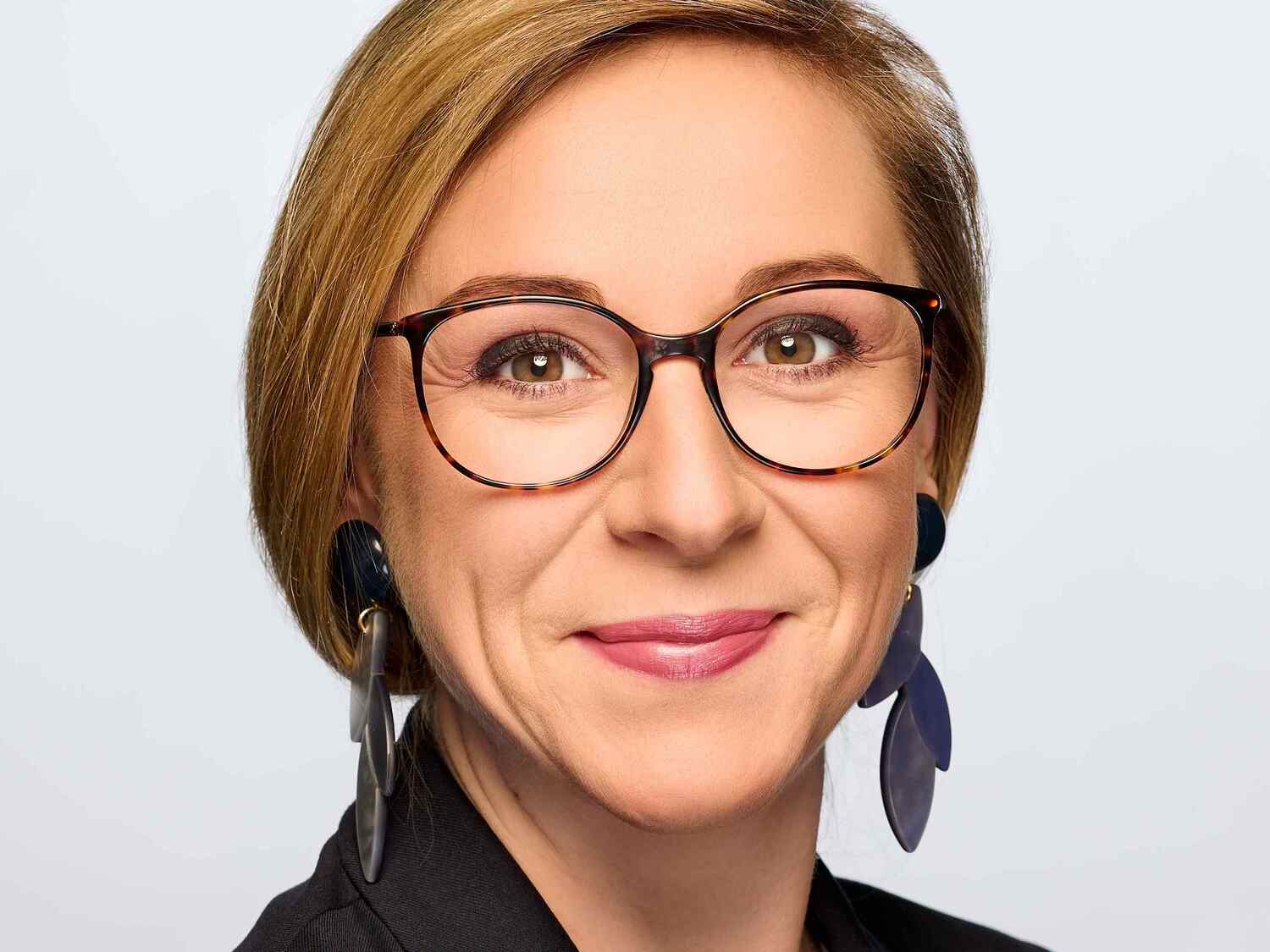 Treffen mit Nehammer: Maßnahmen gegen Kinderarmut und Experten ...